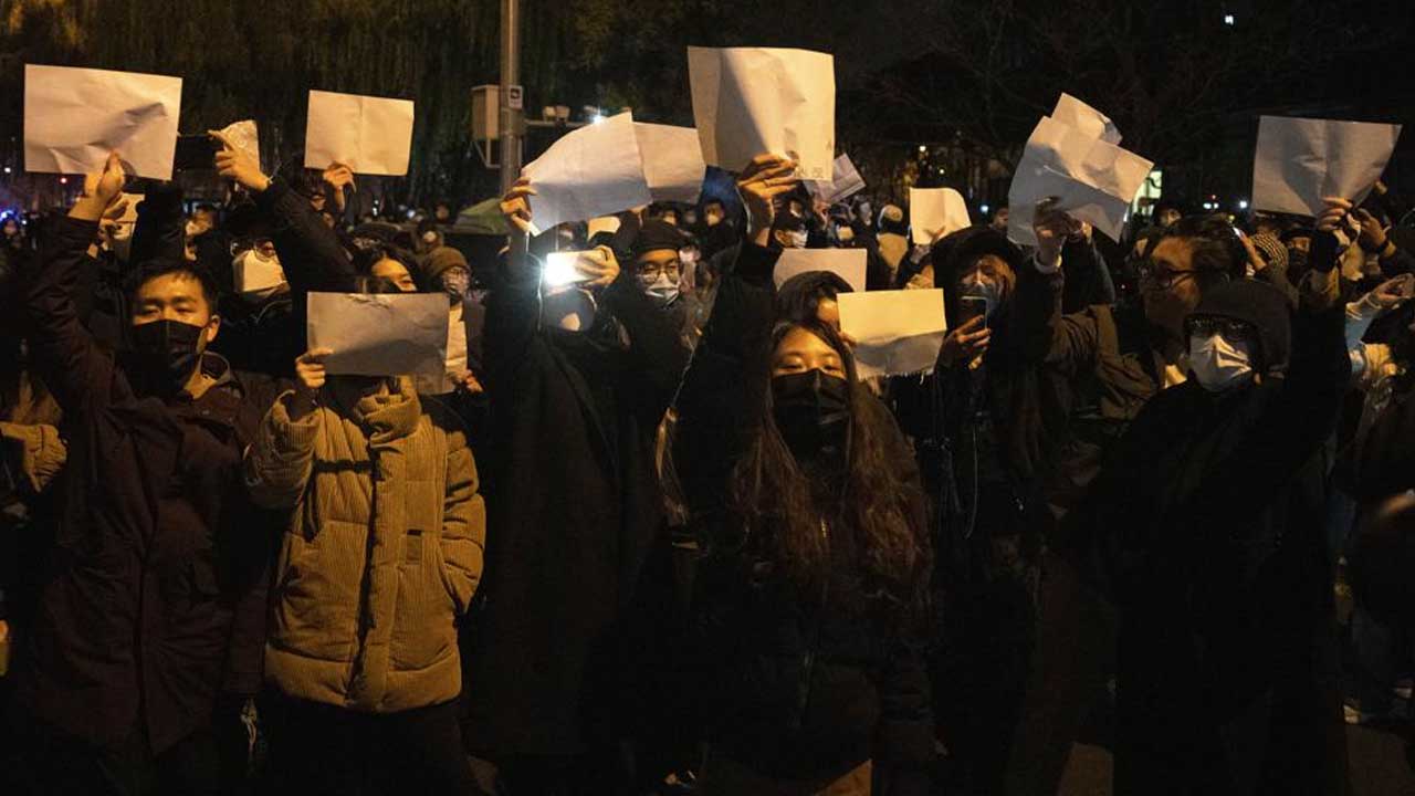 China’s Xi Faces Threat From Public Anger Over ‘Cero COVID’