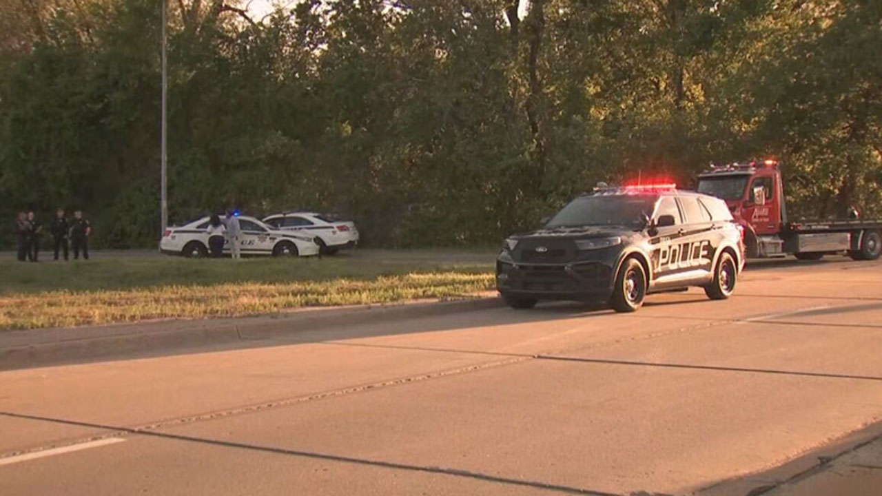 1 Injured In Shootout Between 2 Cars In Tulsa, Police Investigating