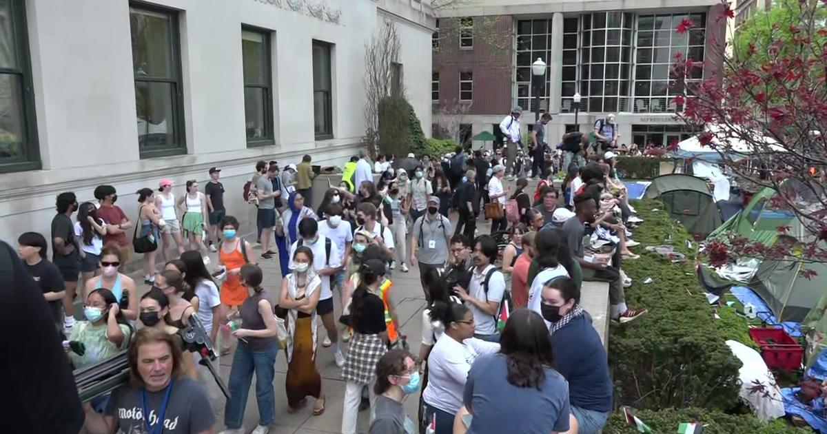 Columbia Protesters Take Over Building Demonstrators Occupied During ...