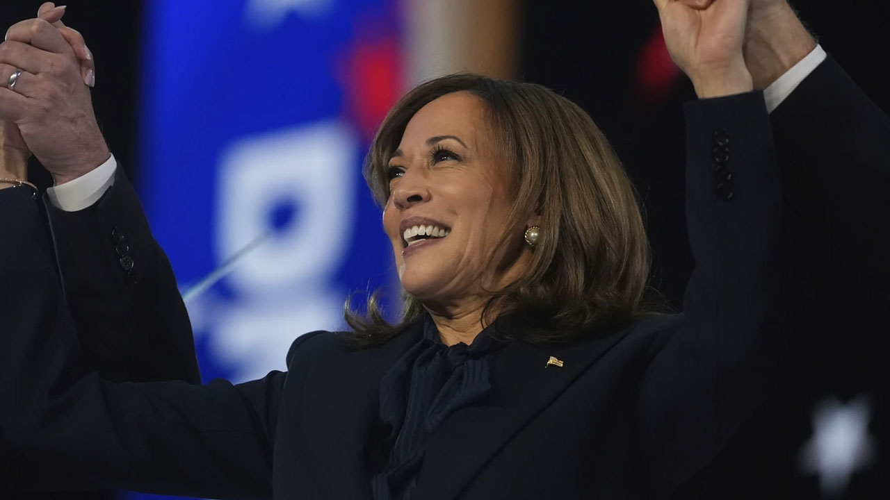 Harris Will Sit Down With CNN For Her First Interview Since Launching ...