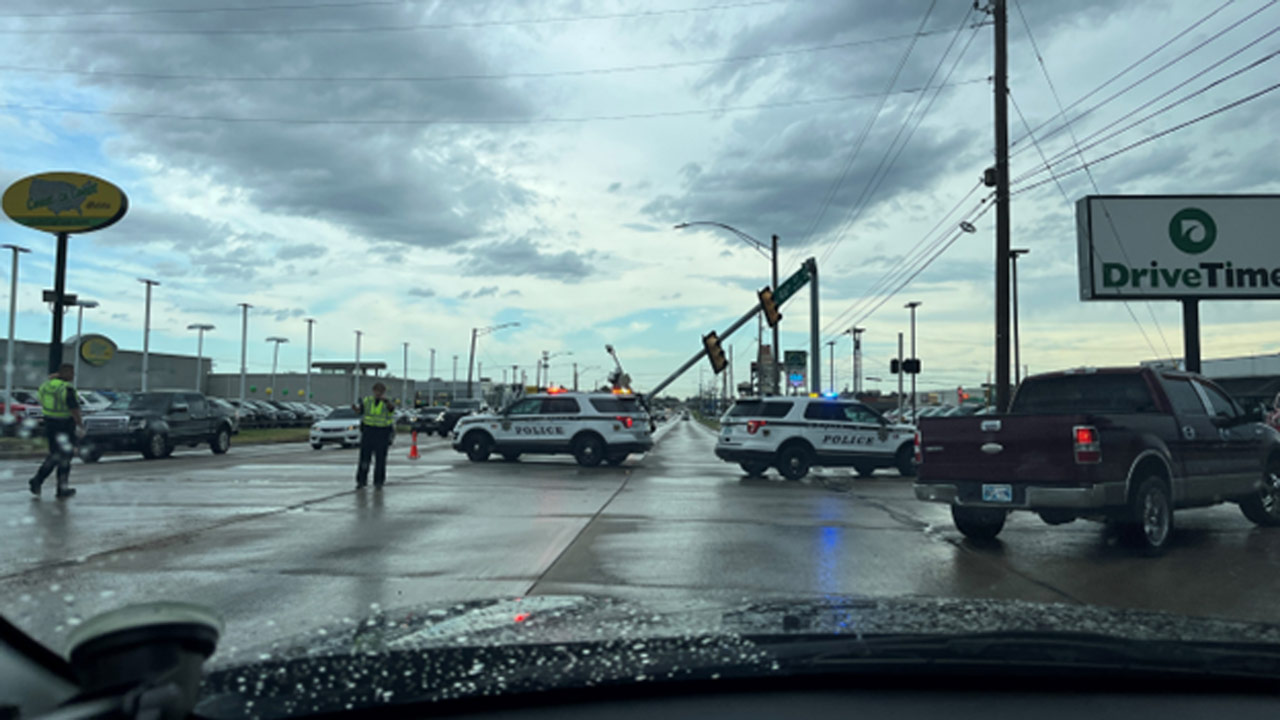Traffic Light Knocked Down On 46th Street In Tulsa By Early Morning Storms