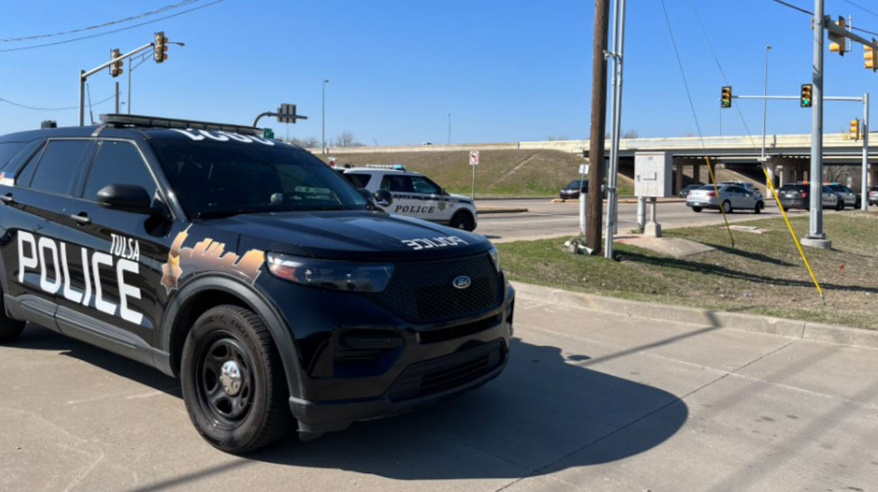 Man In Custody After Police Pursuit Ends With Crash In Tulsa