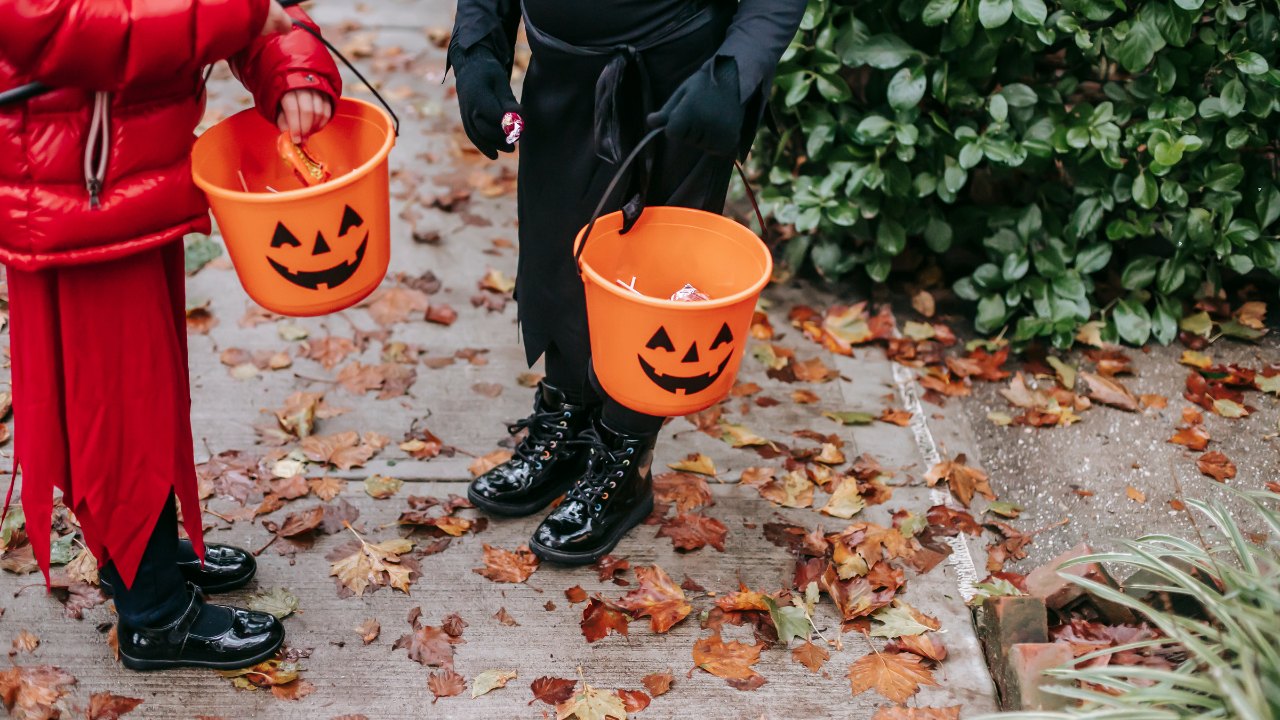 Top Halloween Costume Trends For 2024: From Dune & Beetle Juice to ...