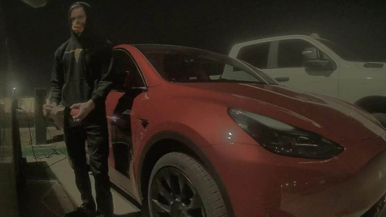 Tesla vandalized with spray paint at Tulsa apartment complex: Suspect ...