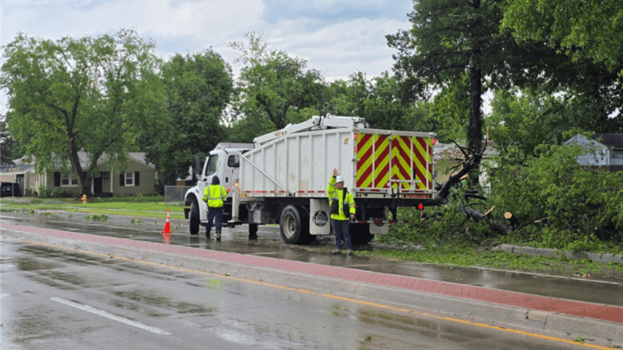 Tulsa crews working to clear tree limbs, green waste disposal options ...
