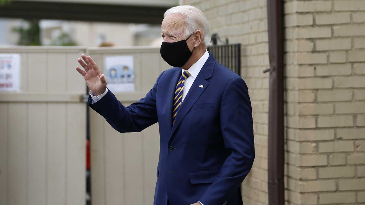 Biden Says He'd Use Executive Powers To Force Americans To Wear Masks ...