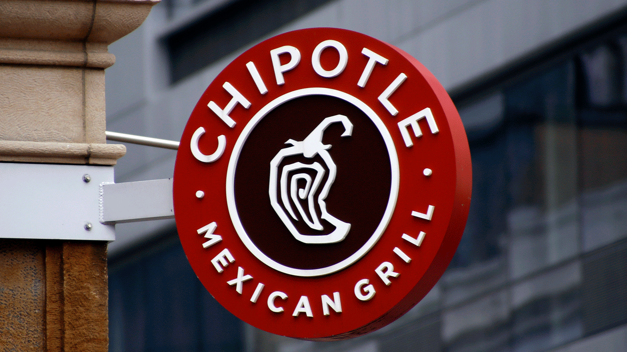 Chipotle set to release 'Adobo Ranch,' first new dip in 5 years