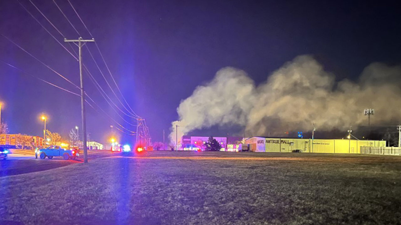 Battery Fire At SW Oklahoma City Warehouse Extinguished