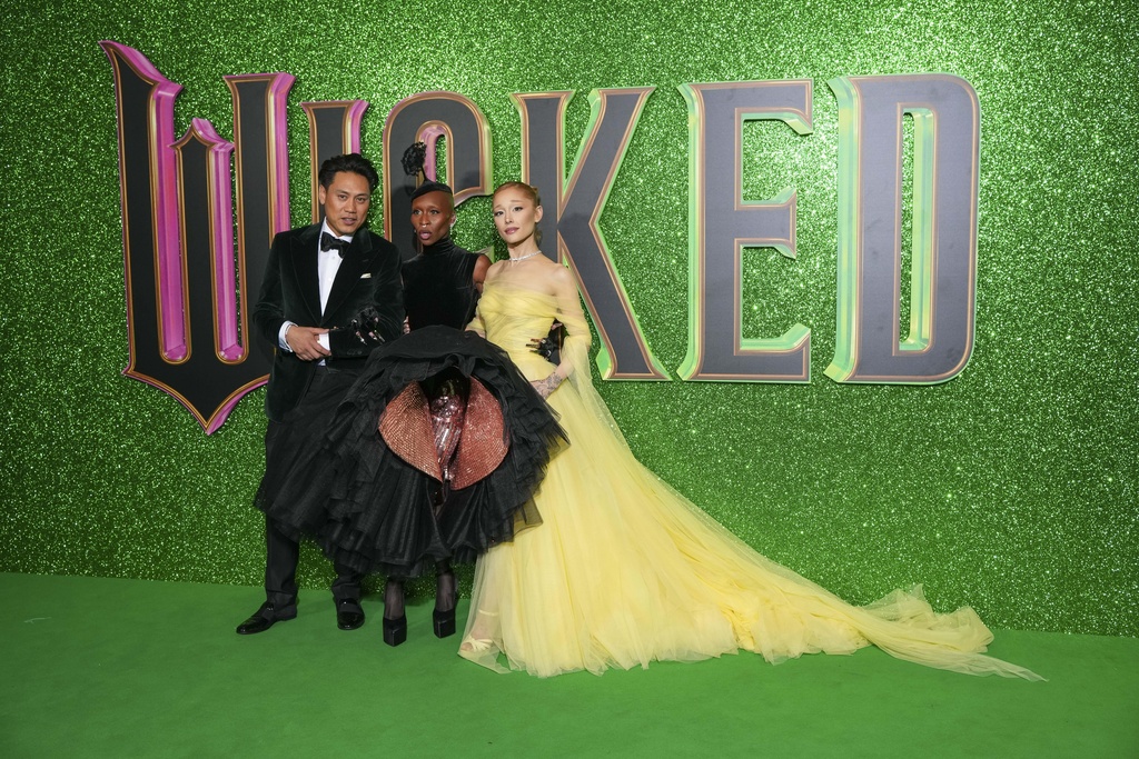 'Wicked' Fans Banned From Singing In AMC Theaters During Movie Musical