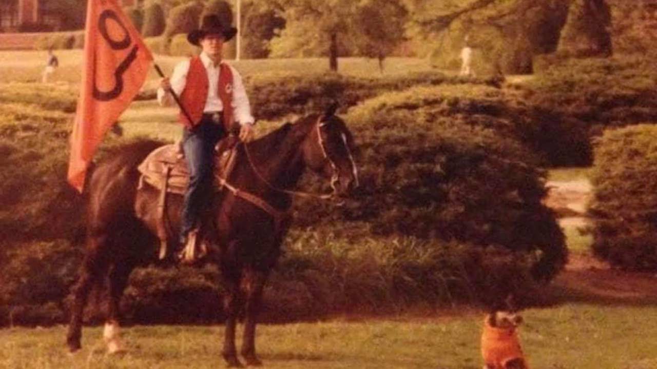 John Beall Jr, Oklahoma State's First Spirit Rider, Dies