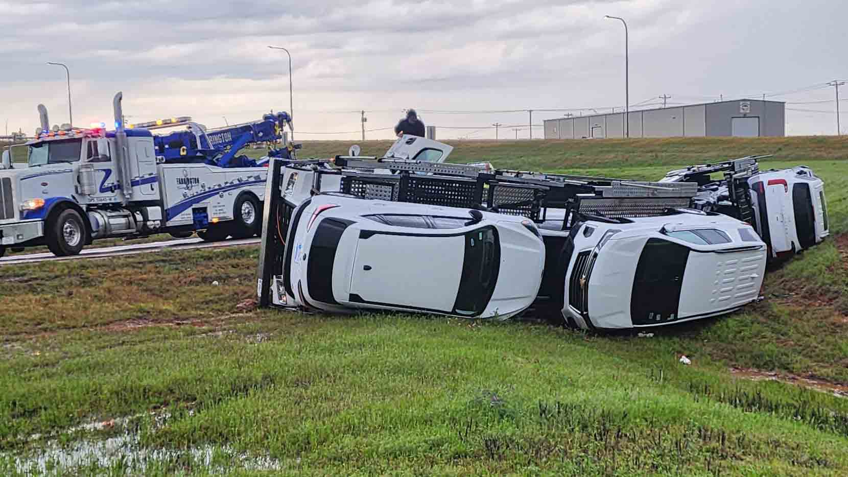 Ramp from I-344 to I-40 closed following rollover wreck