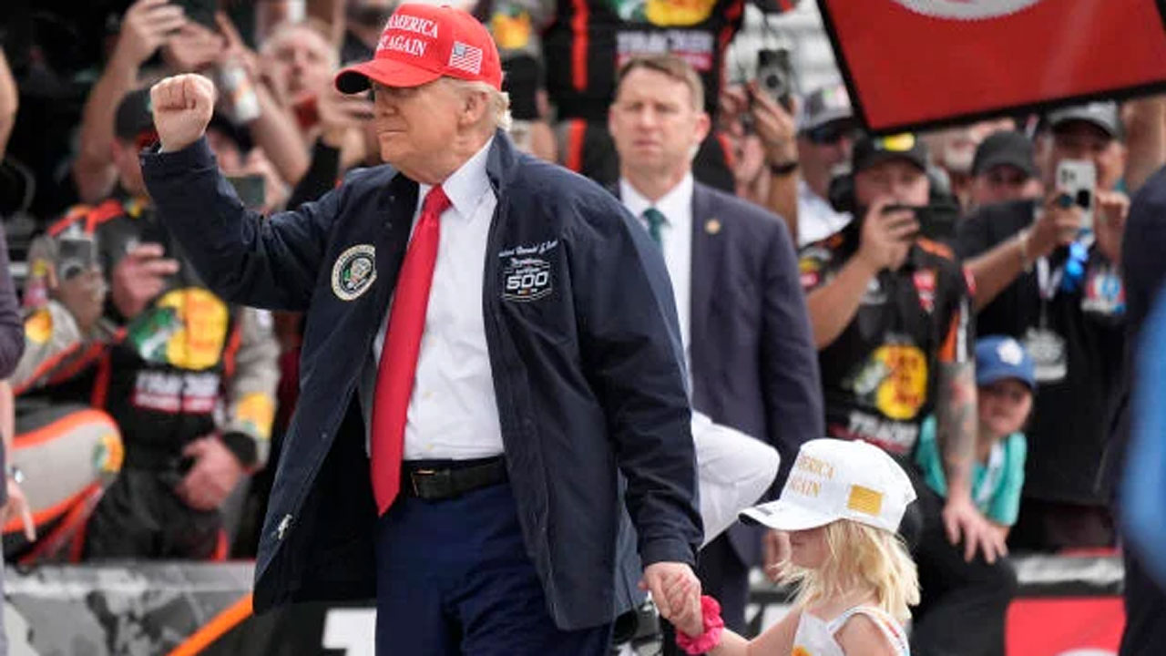 President Trump attends NASCAR's Daytona 500 for the second time as ...