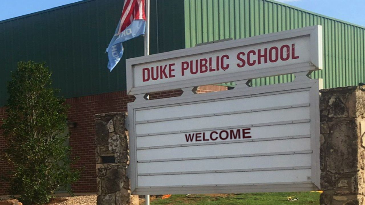 Duke Public School mourns loss in community