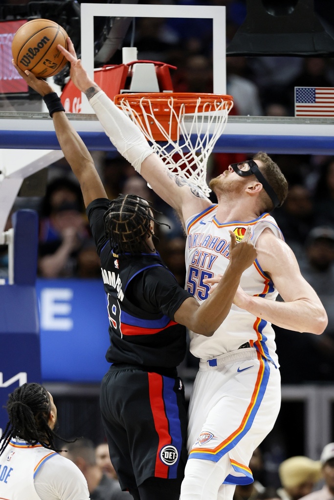 Shai Gilgeous-Alexander scores 48, Thunder beat Pistons
