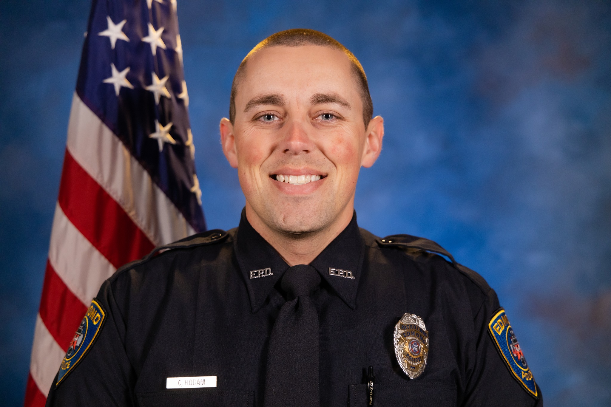 Edmond officer leaves hospital after traffic stop stabbing